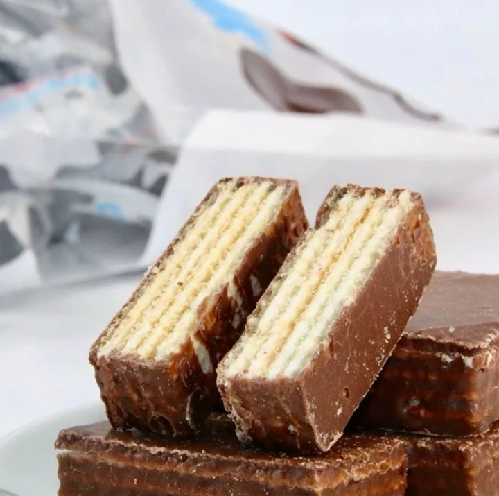 BÁNH XỐP SỮA SOCOLA CON BÒ